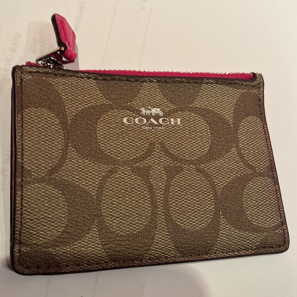 Coach Slim Id Signature Credit Card Wallet - Nwot - Gem